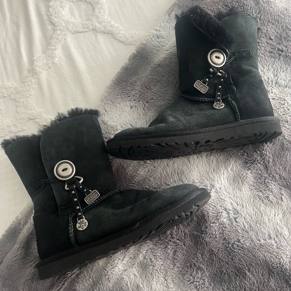 UGG | Shoes | Short Black Ugg Bailey Button Boots With Charms | Poshmark